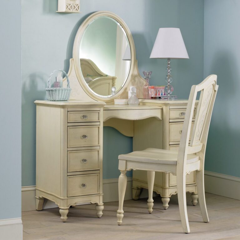 Dressing table height - size standards, design features, how to choose ...